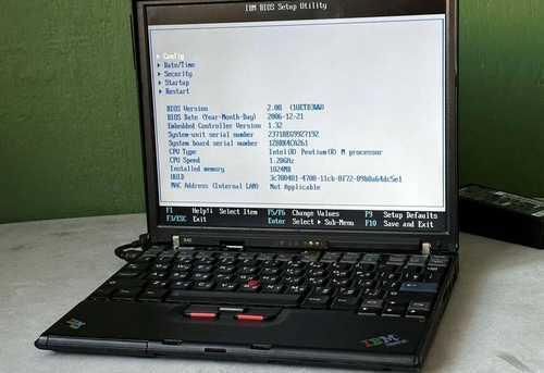 Ноутбук IBM ThinkPad X40