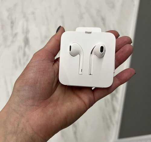 Наушники earpods проводные