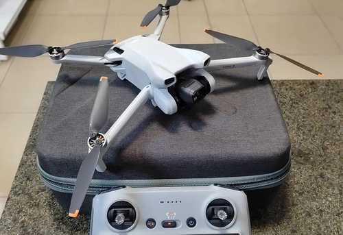 Квадрокоптер DJI Mini 3 + DJI RC (RM330)