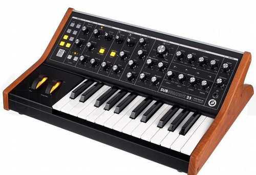 Moog Subsequent 25 Синтезатор