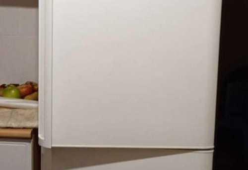Холодильник белый высота 2 метра