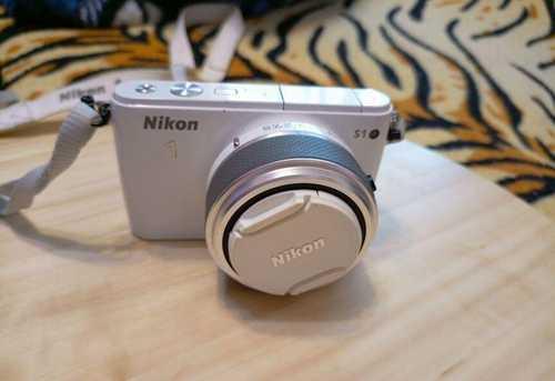 Компактный фотоаппарат Nikon s 1