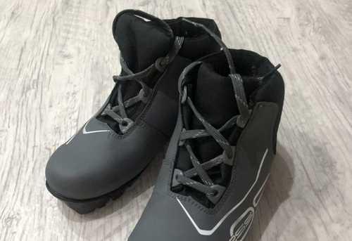 Лыжные ботинки, 34 размер