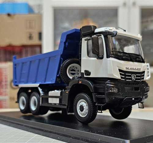 Модель грузовика KAMAZ - 65952 SSM самомвал