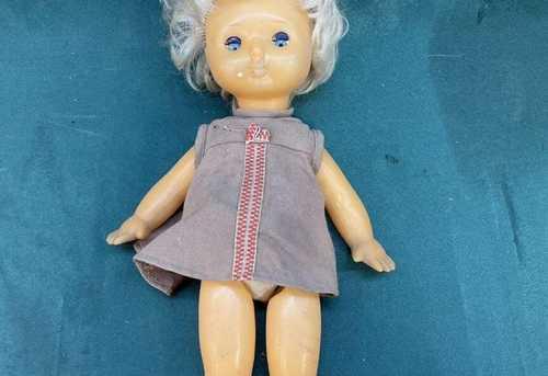 Старинная пластмассовая кукла СССР. Кира Вятка
