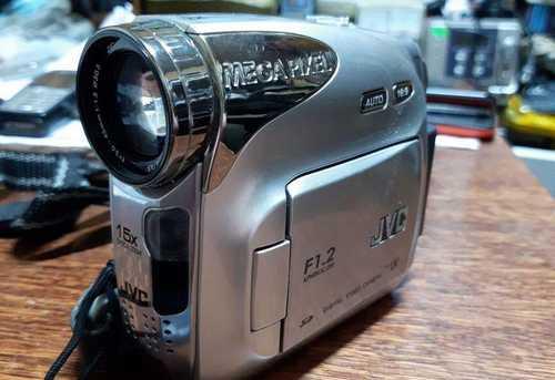 JVC GR-D650E Mini DV Видеокамера