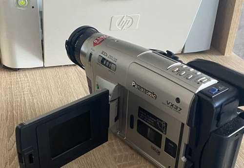 Видеокамера Panasonic vx37