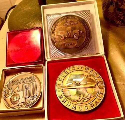 Памятные настольные медали СССР 1974, 1983-84 гг