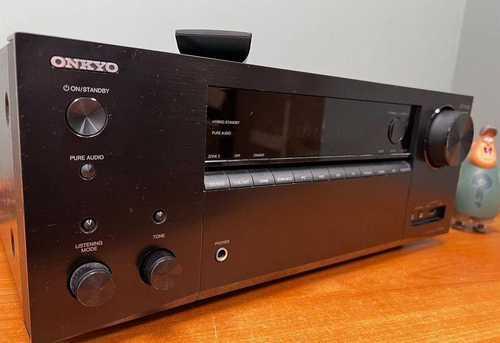 Усилитель Onkyo TX-NR686