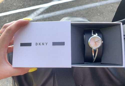 Часы женские dkny