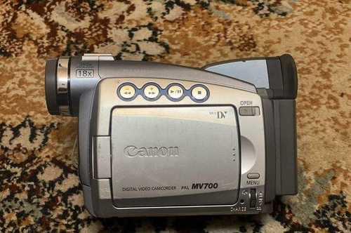 Видеокамера canon MV700