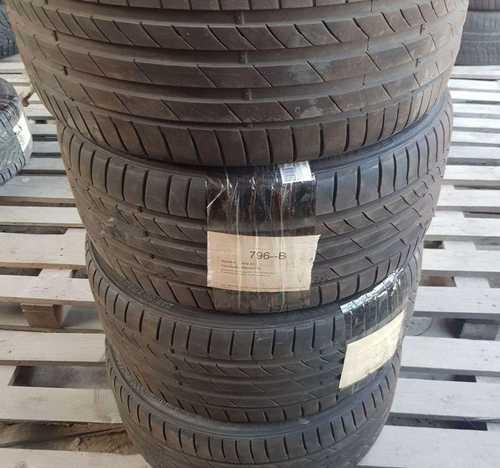 Kumho Ecsta PS71 245/30 R20 90Y