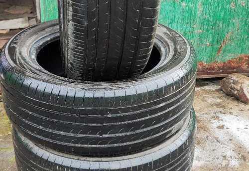 Yokohama BluEarth RV-02 235/55 R17 103W