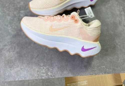Кроссовки Nike Motiva Bright Pink