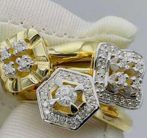 Золотые помолвочные кольца с бриллиантами