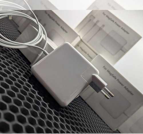 Блоки питания Apple MagSafe для MacBook