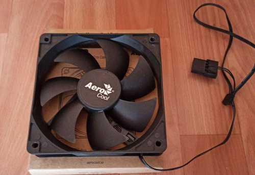 Вентилятор Aerocool Force 12