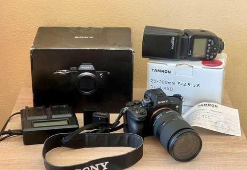 Фотоаппарат Sony a7 IV и объектив Tamron 28-200