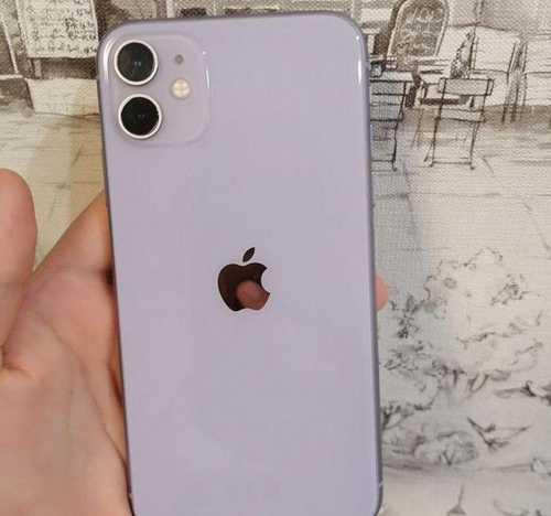 iPhone 11, 64 ГБ