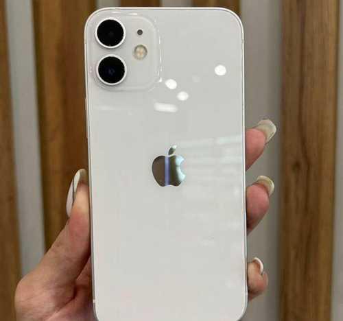 iPhone 12 mini, 64 ГБ