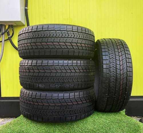 Unistar Ice Protection 255/40 R21 102H