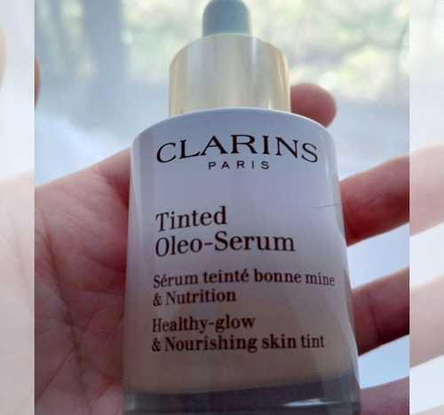 Тональная сыворотка clarins