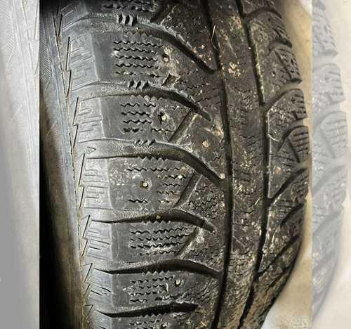 Bridgestone Ice Cruiser 7000 265/65 R17