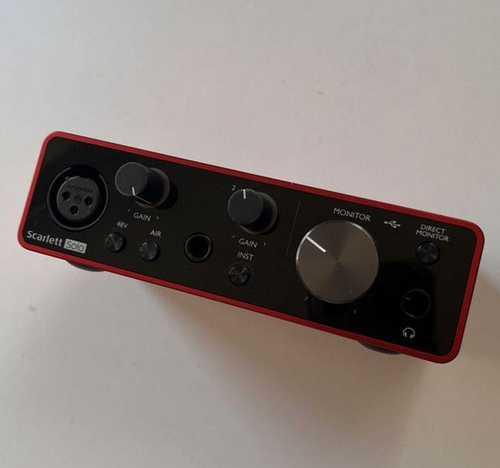 Звуковая карта focusrite scarlett solo 3rd gen