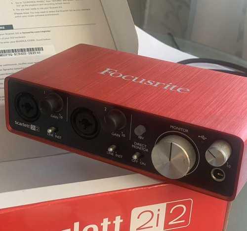 Focusrite scarlett 2i2