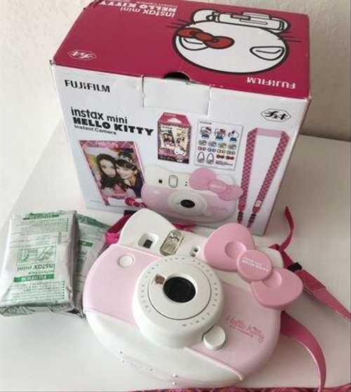 Instax Hello Kitty + 2 картриджа