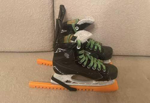 Коньки хоккеные детские bauer 150