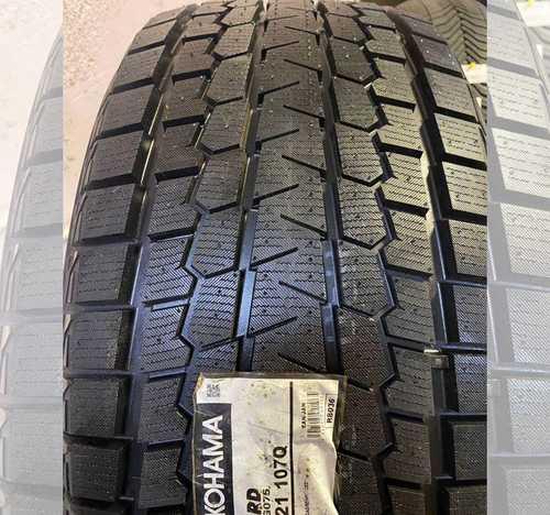 Yokohama Ice Guard G075 275/40 R21 107Q