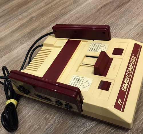 Nintendo Famicom