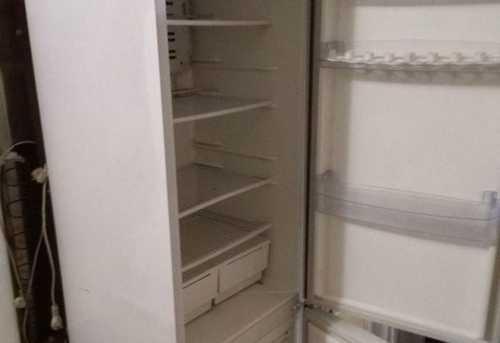 Продам холодильник в рабочем состоянии