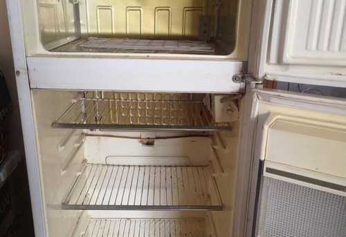 Холодильник минск 15