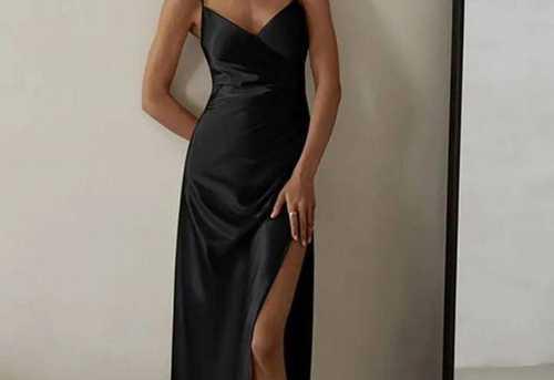 Атласное платье-комбинация в черном цвете