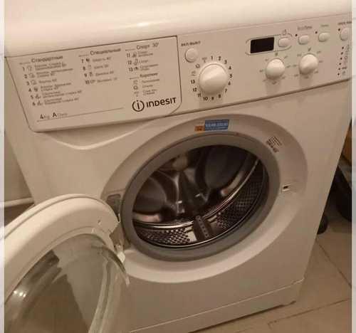 Стиральная машина indesit