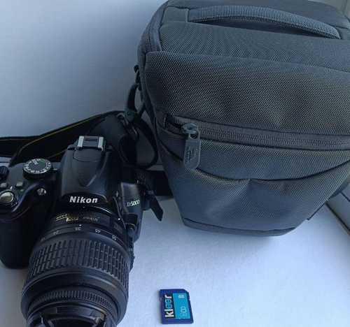 Nikon d5000 kit 18-55mm пробег 8138кадров