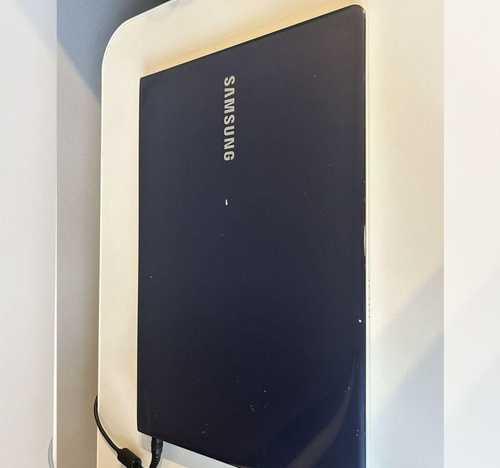 Ноутбук Samsung NP370R5E