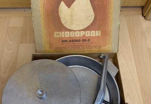 Сковорода для цыпленка табака СССР