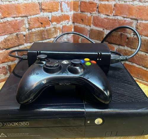Игровая приставка xbox 360