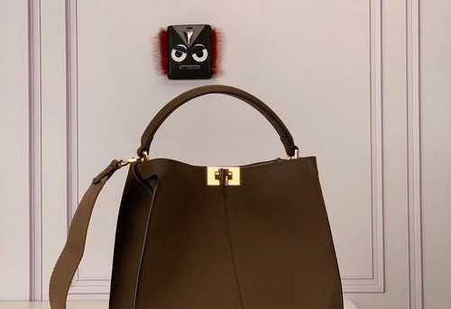 Сумка fendi peekaboo