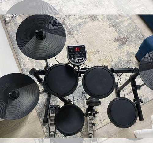 Электронные ударные alesis dm6