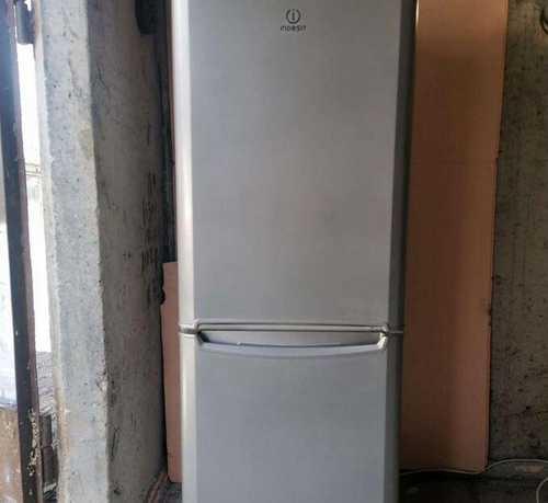 Холодильник двухкамерный Indesit No frost 167см