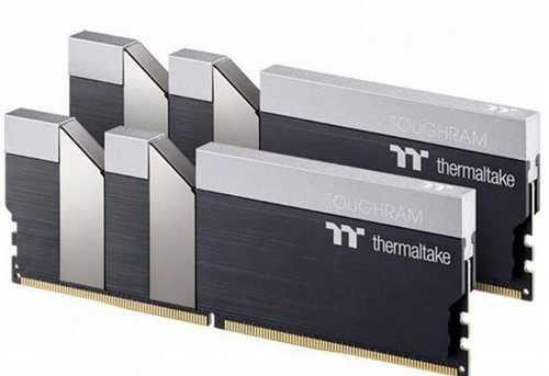 Модуль памяти Thermaltake RA24D408GX2-3200C16A