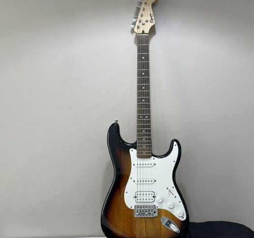 Электрогитара fender squier bullet Stratocaster