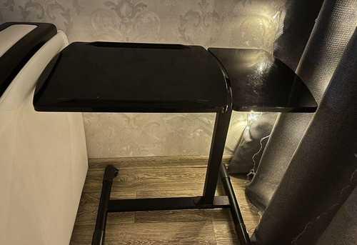 Столик для ноутбука на колесиках