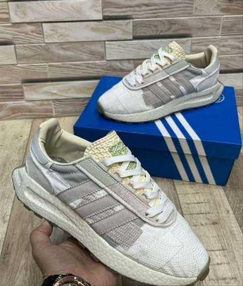 Кроссовки Adidas Retropy