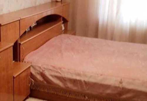 Кровать двуспальная с тумбочками Шатура