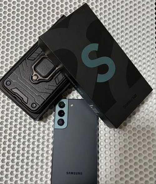 Смартфон Samsung Galaxy S22 8/128 гб RU